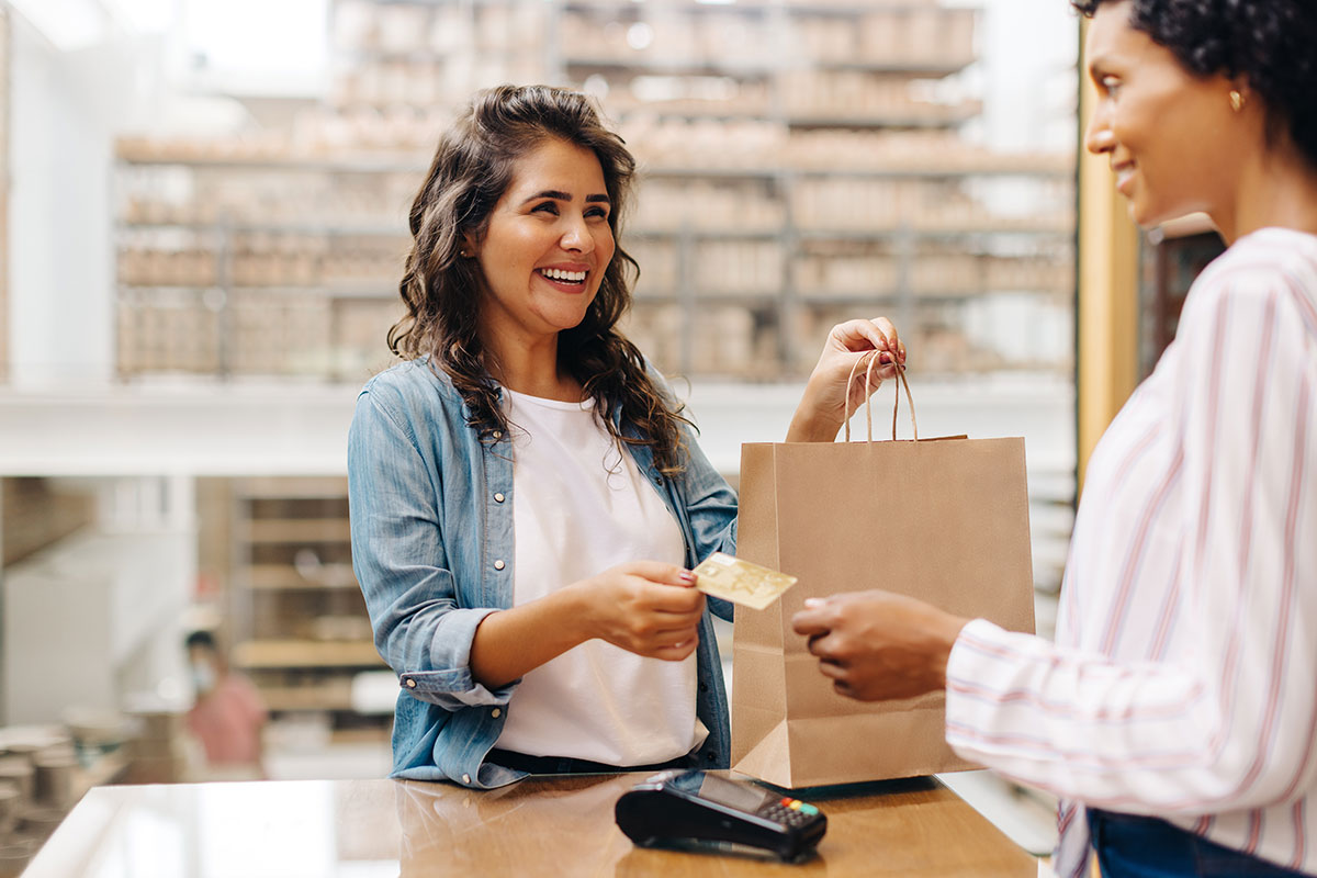 Consumer Products & Retail | PERLUXI